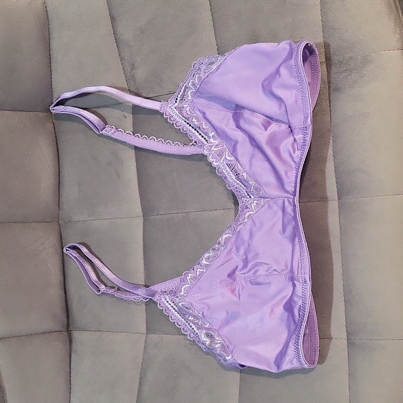 Auden | Intimates & Sleepwear | Auden Womens Purple Pull Over Bra Med ...